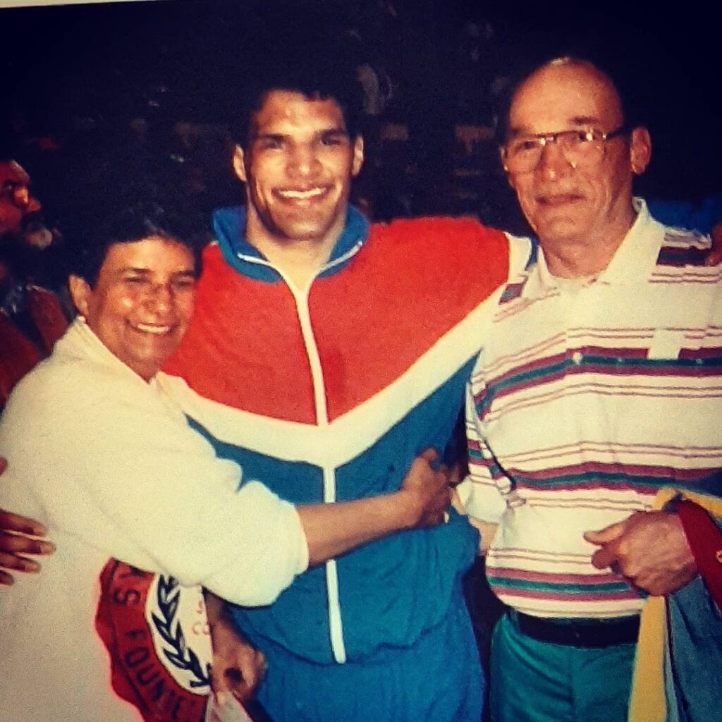 Mark Kerr Parents: Father Tom and Mother Mary Kerr Ethnicity - Players Bio