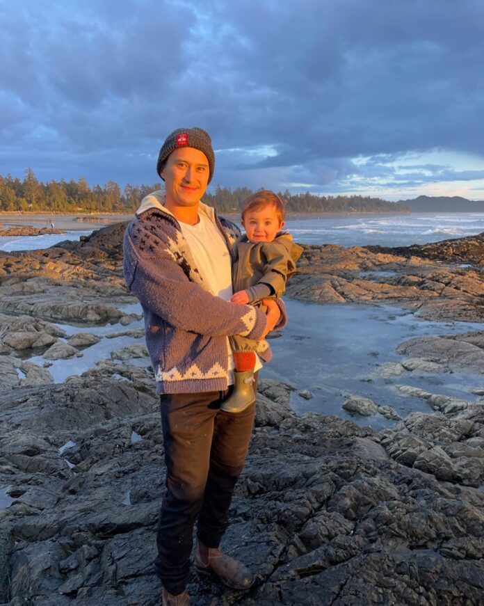 Patrick Chan Wife Elizabeth Gale Putnam: Married Life & Kids - Players Bio