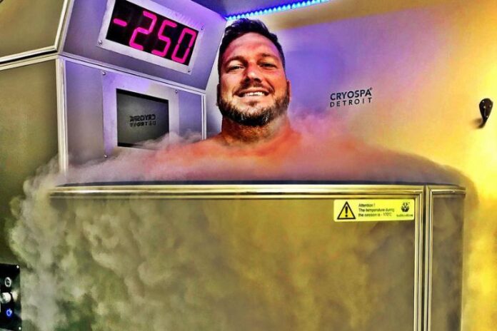 Dominic Raiola Net Worth & Career Earnings: How Rich Is Dylan Raiola ...