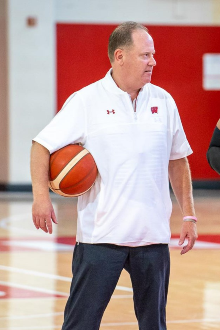 Greg Gard Wife Michelle: Son Isaac & Two Daughter - Players Bio