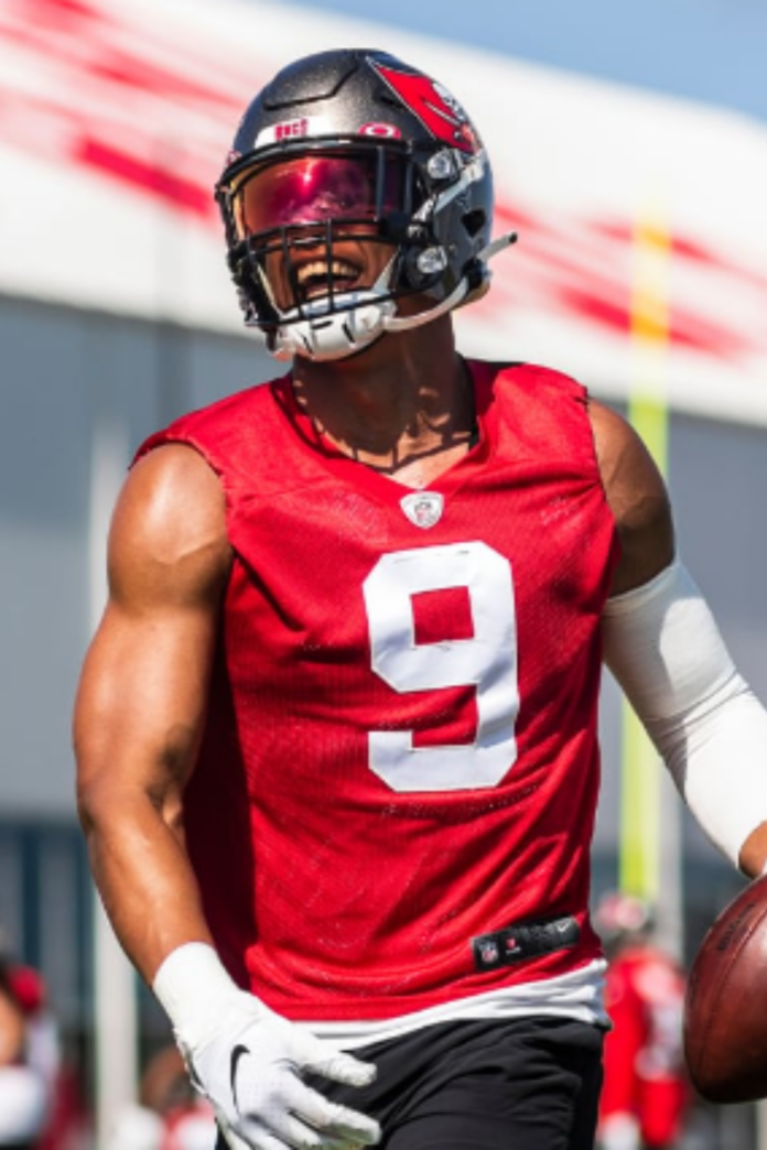 Joe Tryon-Shoyinka Parents: Single Mother Andrea Tryon Raised Him ...