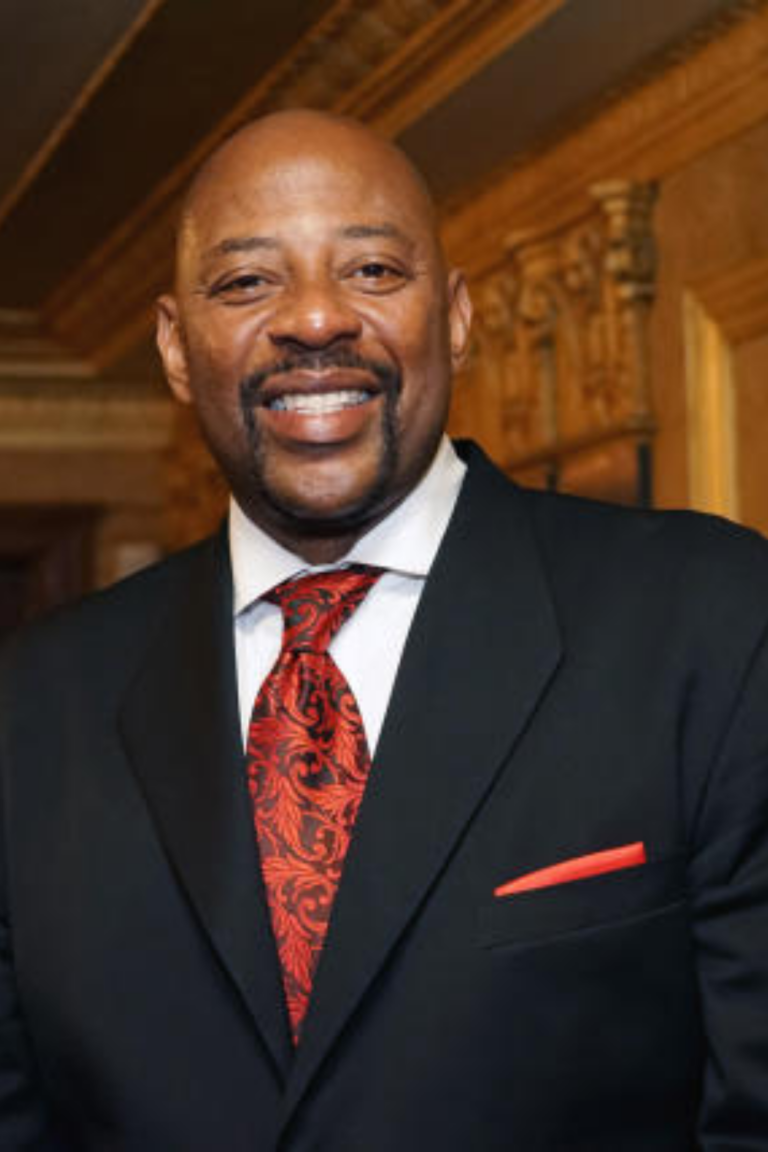 Earl Cureton Net Worth & Cause Of Death: What Happened To Piston Legend ...