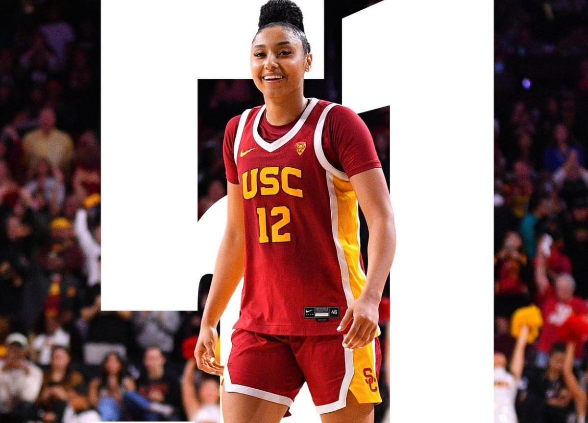 Is JuJu Watkins Dating Boyfriend Or Still Single? Relationship Details ...