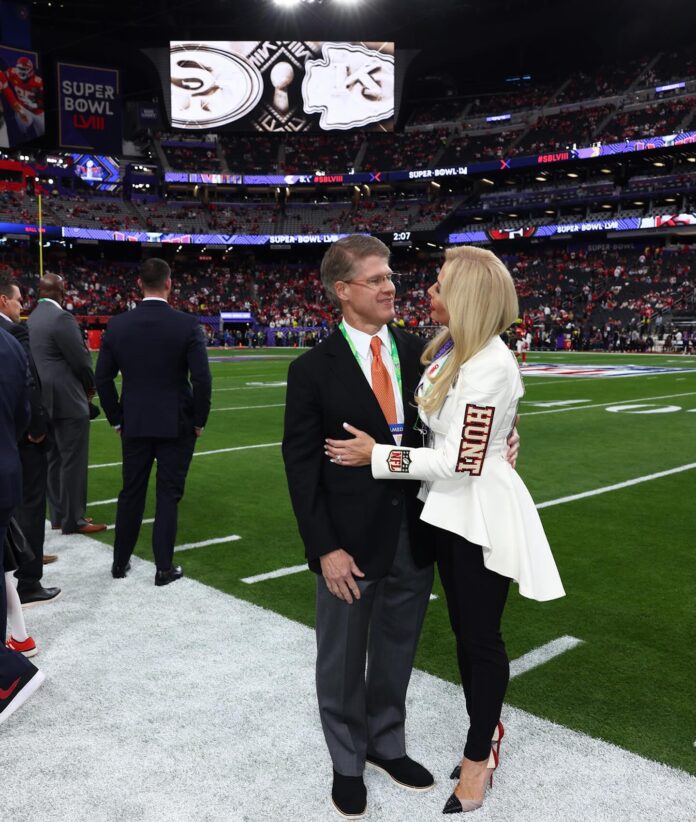 Tavia Shackles Net Worth: How Rich Is Wife Of Chiefs Owner? - Players Bio