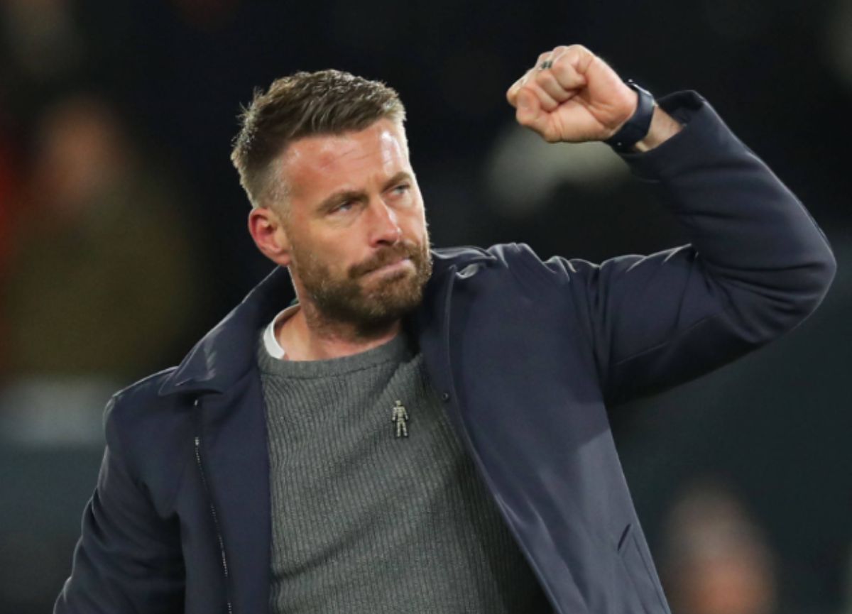 Rob Edwards Wife Jenny Edwards: Luton Town Manager Family Life ...