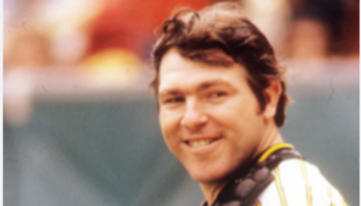Ed Ott Wife Sue And Daughter Michelle: Net Worth & Family - Players Bio