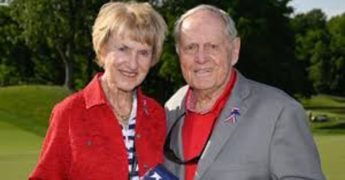 Retired Professional Golfer Jack Nicklaus and His Wife Barbara Nicklaus ...