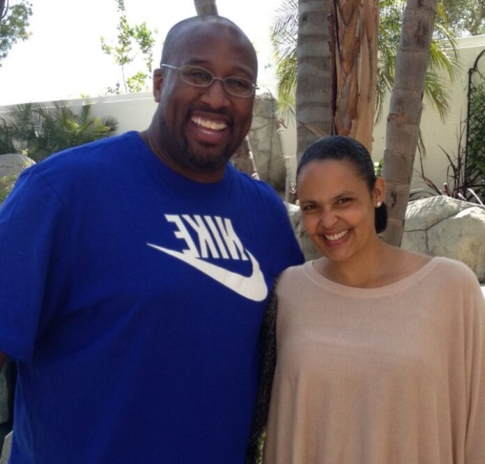 Sacramento Kings Head Coach Mike Brown Has Been Married To His Wife ...