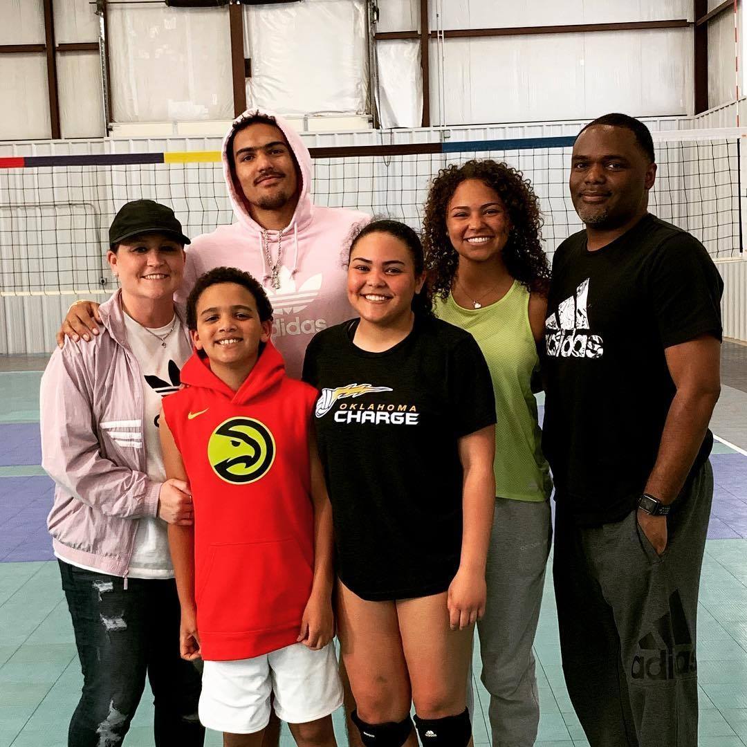 Trae-Young-with-his-parents-Rayford-Young-right-and-Candice-Young-left ...