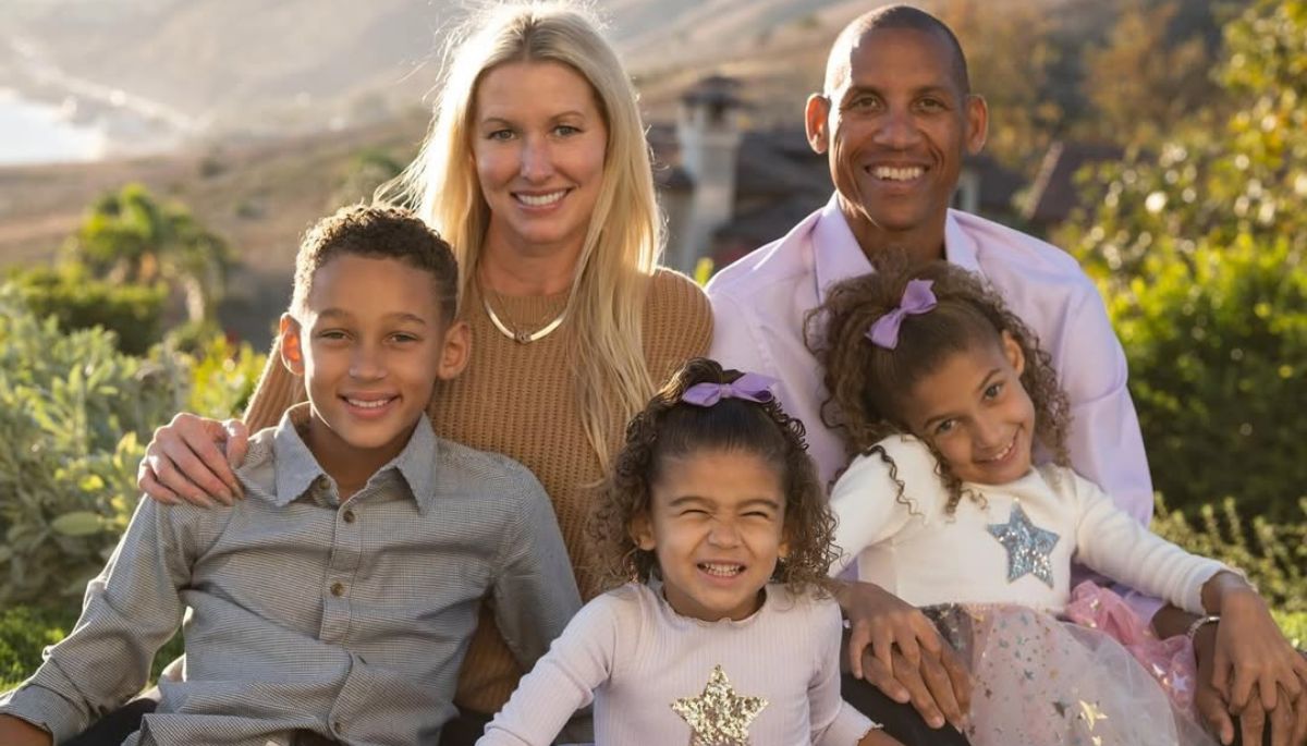 NBA Hall of Famer Reggie Miller Is A Proud Father of Three Kids With ...