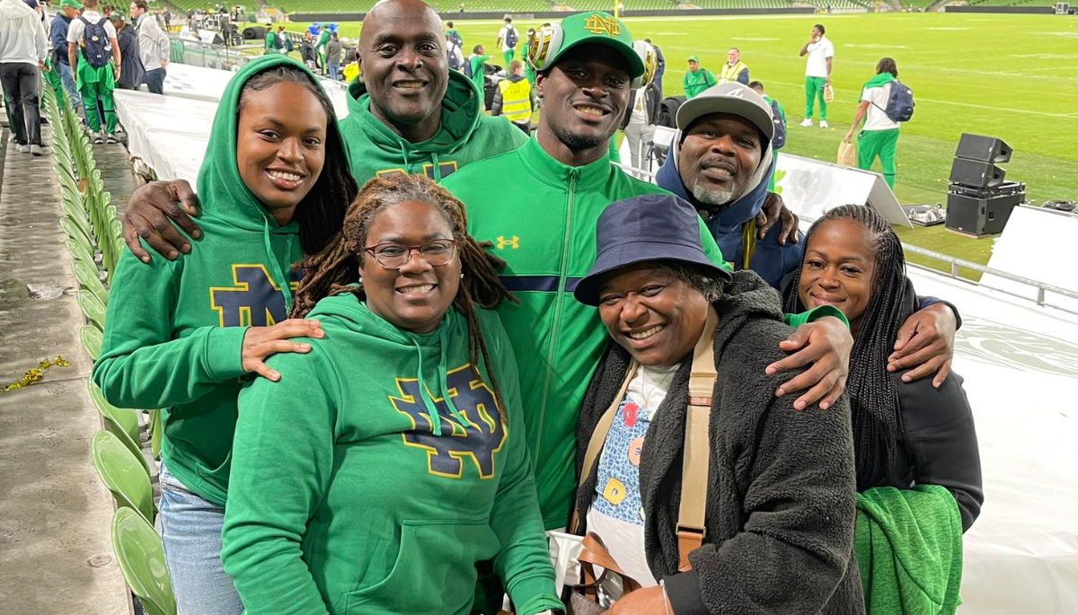Notre Dame Fighting Irish's Running Back Jeremiyah Love Has His Parents L'Tyona And Jason Love ...