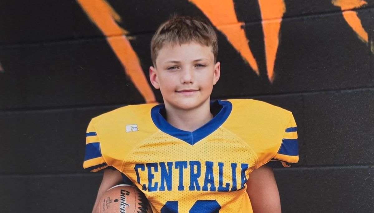 Centralia MS Football Player Dakota Tubbs, 13, Dies After Being Hit By ...