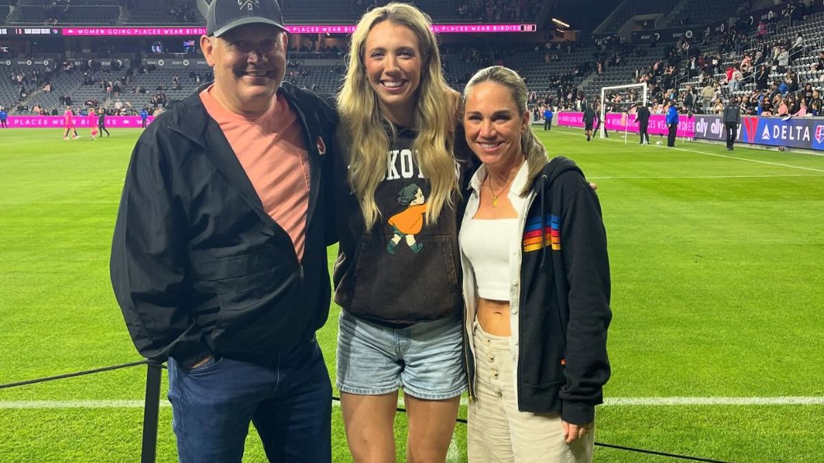 WNBA Star Lexie Hull And Her Sister Found Sports Success With Support ...