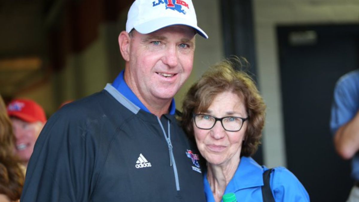 Birmingham Stallions Coach Skip Holtz's Parents Were Married For Over ...
