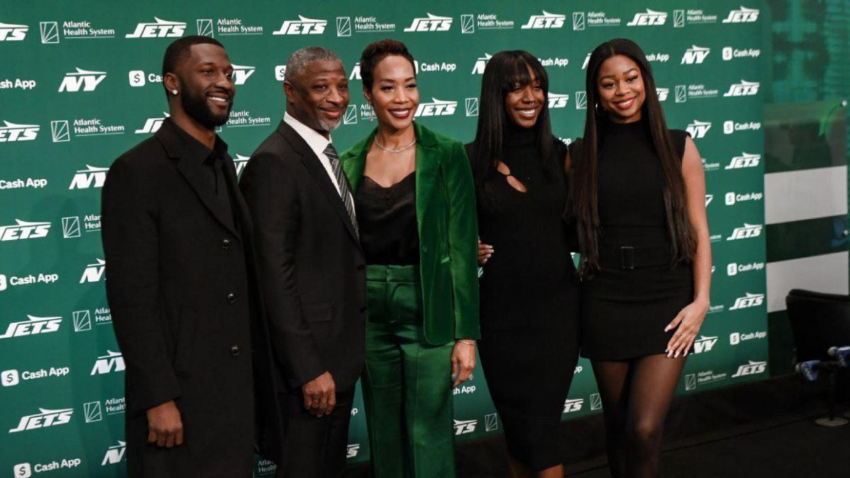 New York Jets Head Coach Aaron Glenn's Kids, Aaron Jr., Tristen and ...