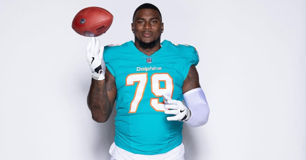 Dolphins Lineman Bayron Matos’ Parents Jose and Kirsten Have Been the ...