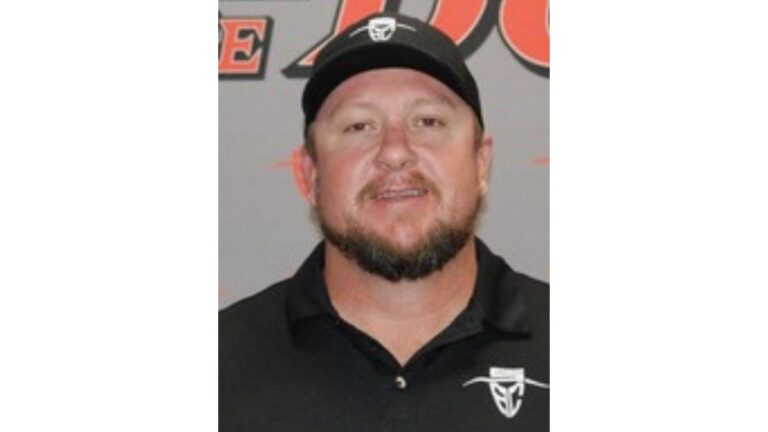 Former Esperanza Football Coach Gary Meek, 76, Passes Away Leaving ...