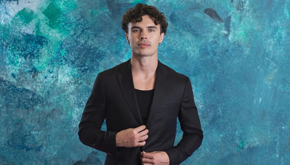 Former Florida HS Swimmer Nicolas Vansteenberghe Receives Mom's ...