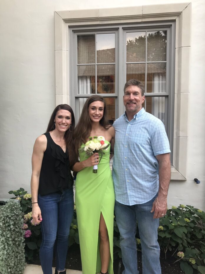 NFL’s Rising Wide Receiver Garrett Wilson’s Girlfriend Shay Holle Has ...