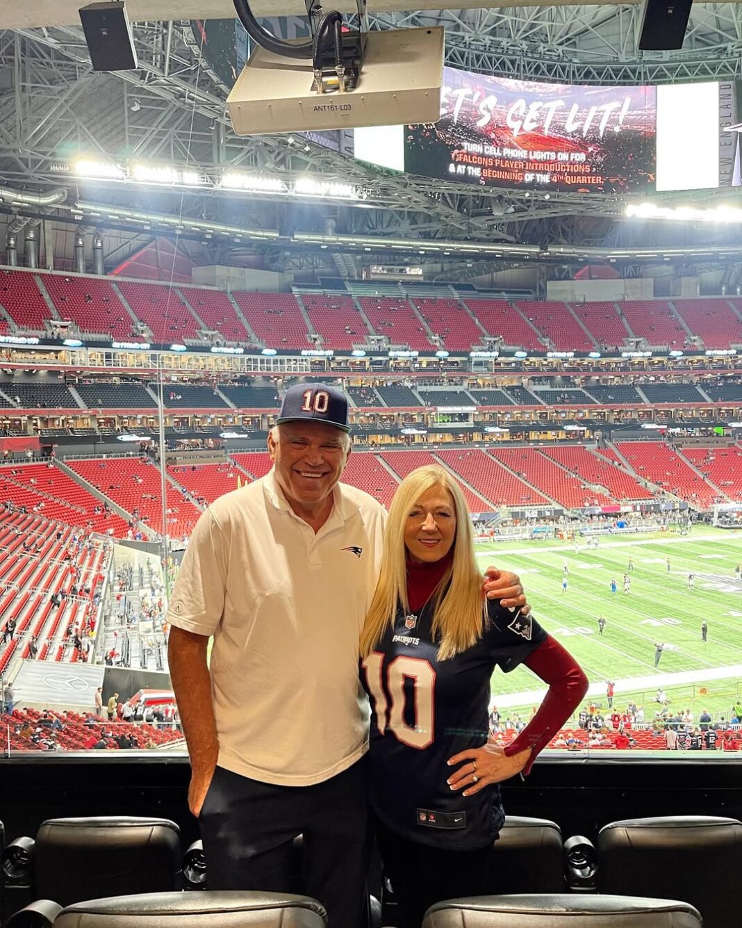 Mac Jones’ Parents, Gordon and Holly, Guide his NFL Success with their ...