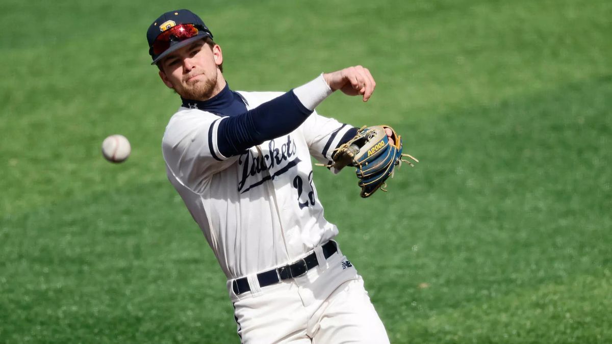 Park Ridge, Illinois Parents Molly and Miguel Mourn Former University ...
