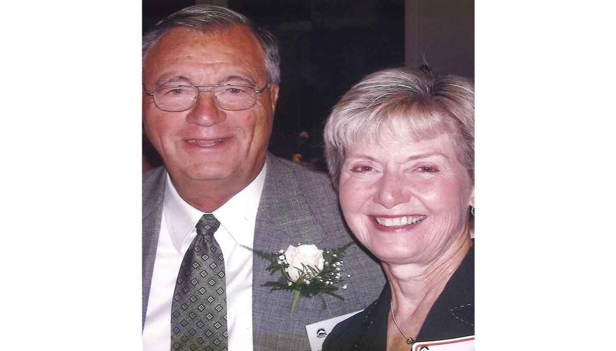 Pilot Athletics Former AD Joe Etzel, 87, Passed Away, Reuniting with ...