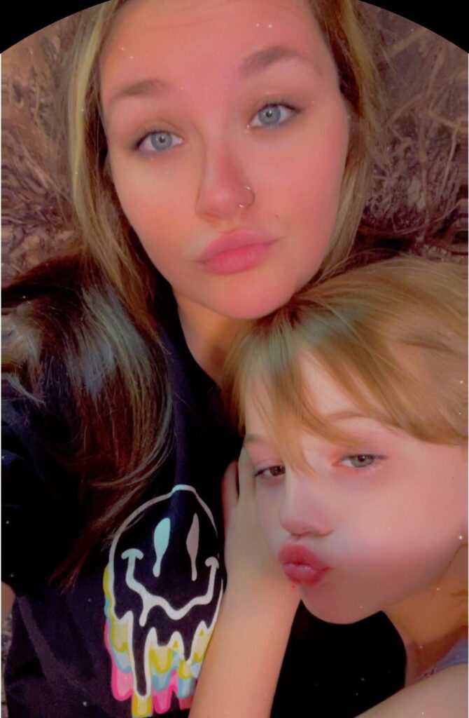 Algonac Youth Football League Cheerleader Addison Died, Leaving Mother ...